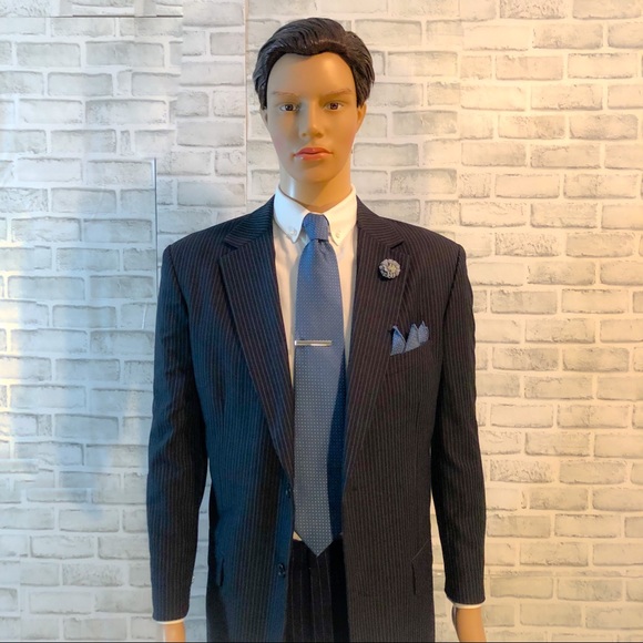 jf j.ferrar | Suits & Blazers | Euc Jf J Ferrar Pinstriped Two Piece ...